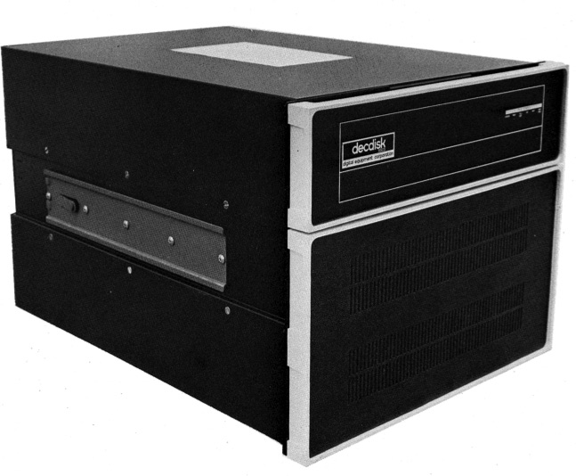 History (1974): DEC RS03 and RS04 HDDs - StorageNewsletter
